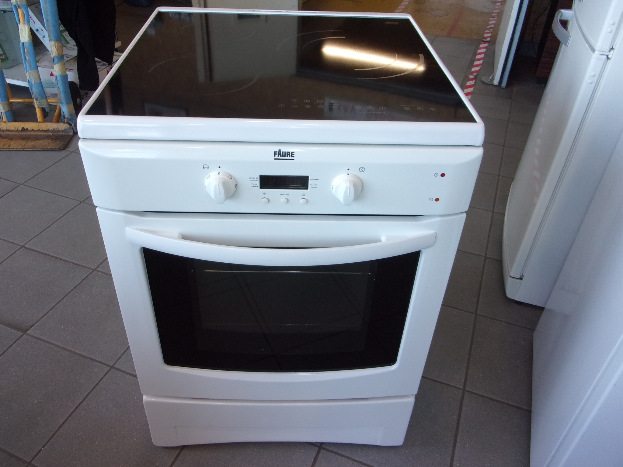 Cuisinière Electrique Induction 3 Feux Faure - Envie Anjou